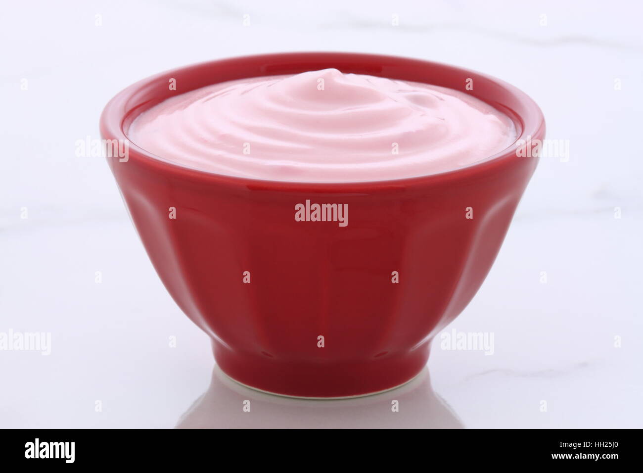 Delicious slow churned Greek strawberry yogurt, with lots of fruit and ...