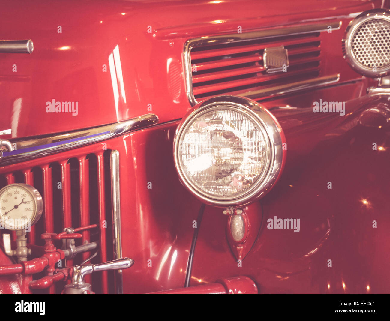 Old red fire truck hi-res stock photography and images - Alamy