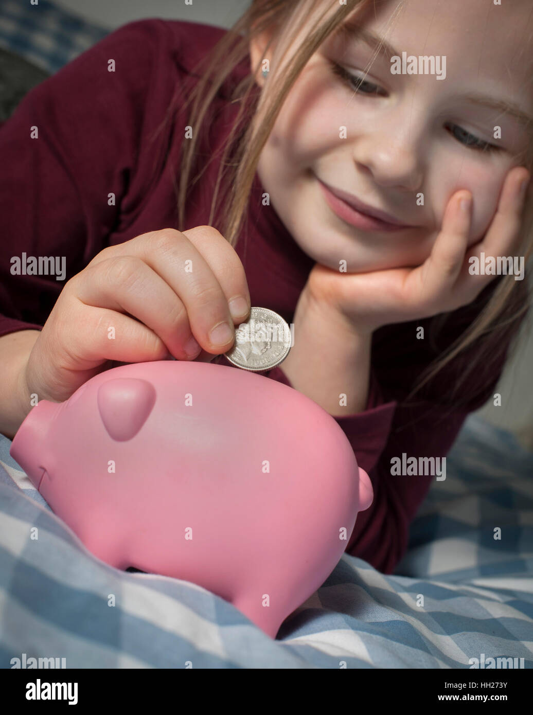 Learning about saving money hi-res stock photography and images - Alamy