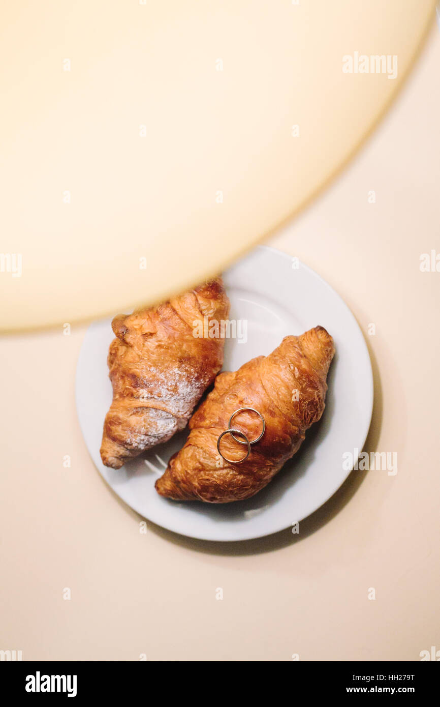 Wedding rings rolls hi-res stock photography and images - Alamy