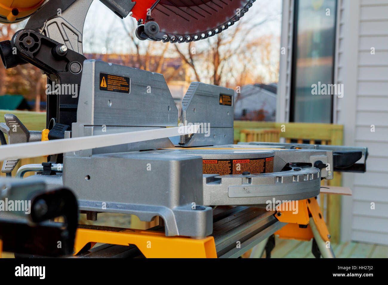 Circular saw cutting wooden plank blade concepts Carpenter cutting ...