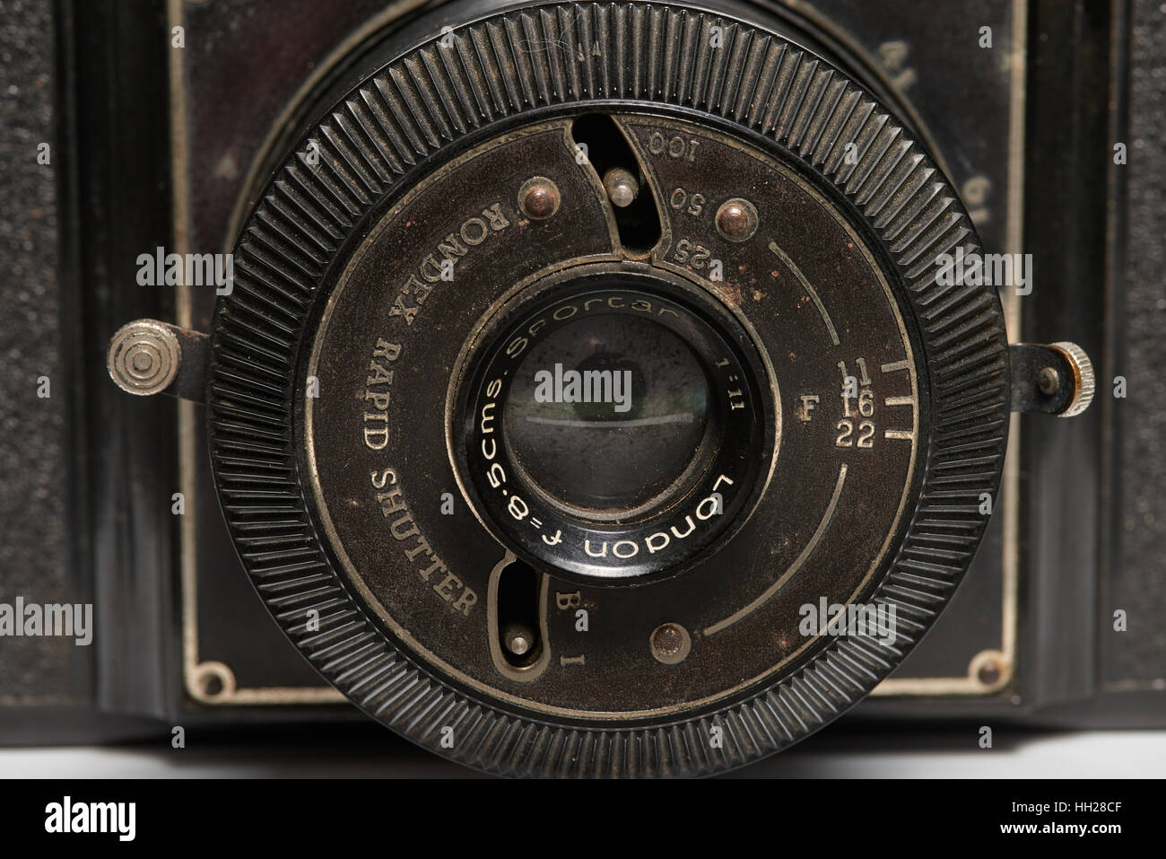 Analog film camera hi-res stock photography and images - Alamy