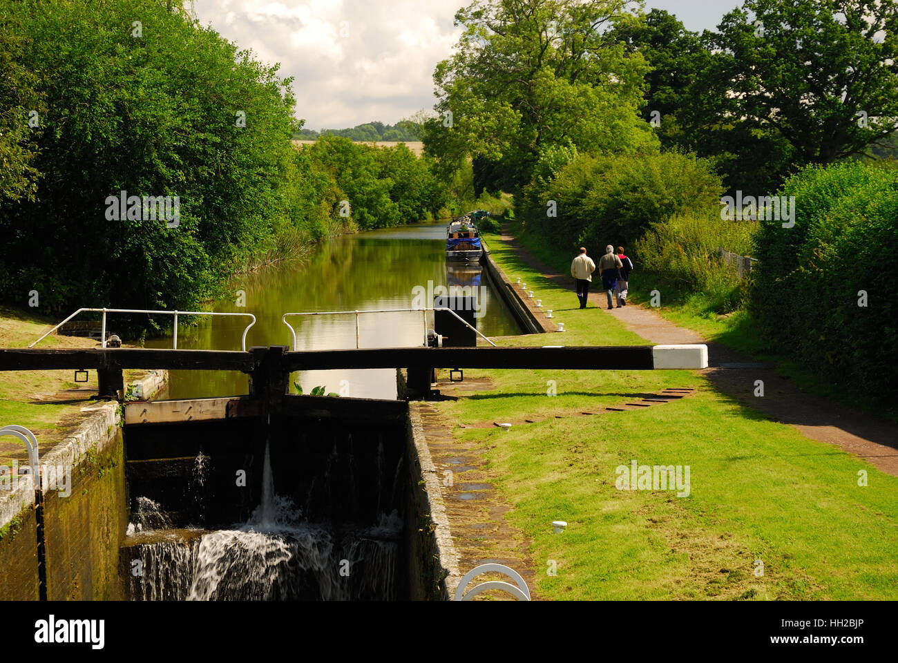 Wootton rivers wiltshire england hi-res stock photography and images ...