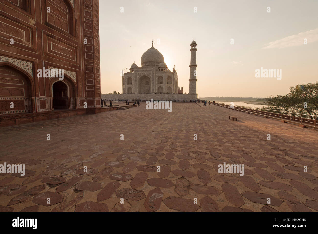 Taj Mahal during sunset Stock Photo - Alamy