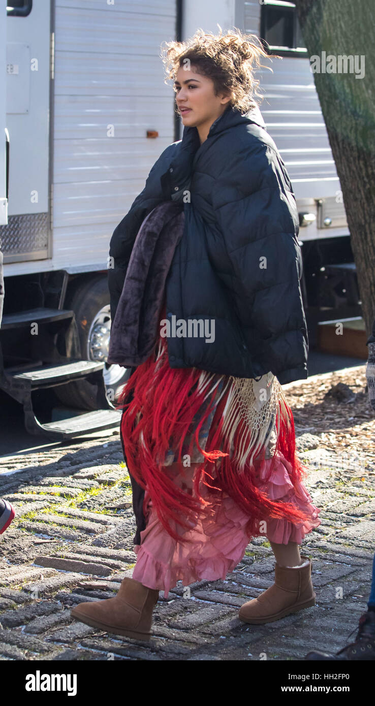 Zendaya heading to the movie set 'The Greatest Showman' on an ...