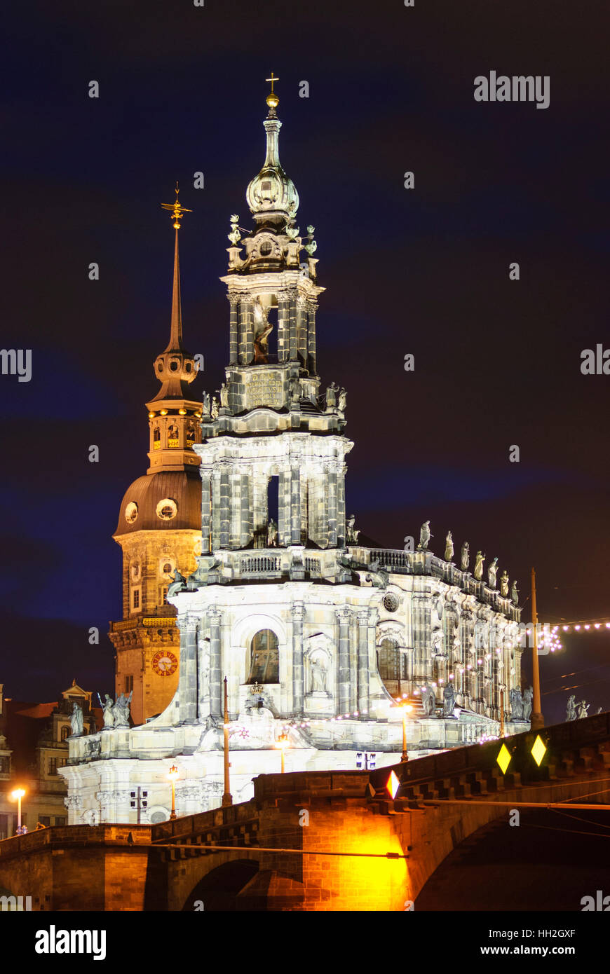 Dresden: Castle tower and cathedral (in front) in the Augustus bridge ...
