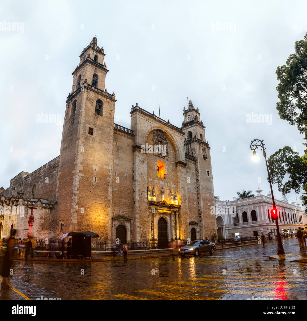 Catedral de San Ildefonso, Mérida, Yucatán, México Stock Photo - Alamy