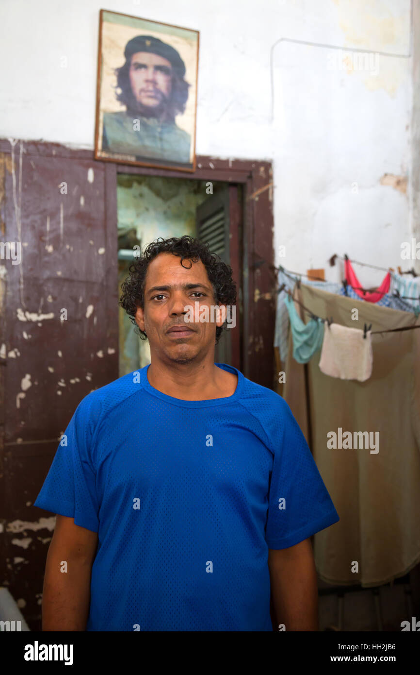 Cuba cuban man hi-res stock photography and images - Alamy