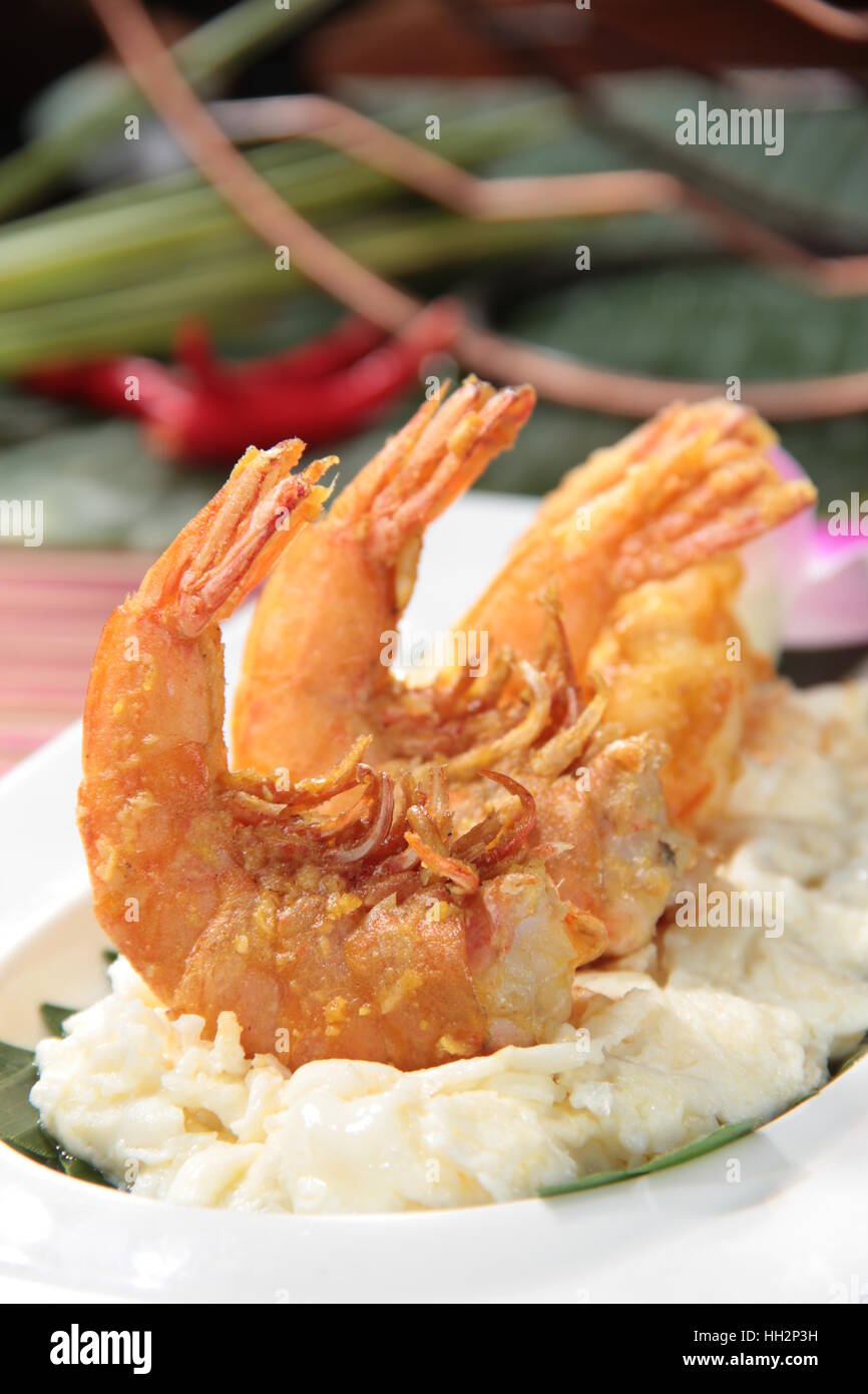 deep fried shrimp Stock Photo - Alamy