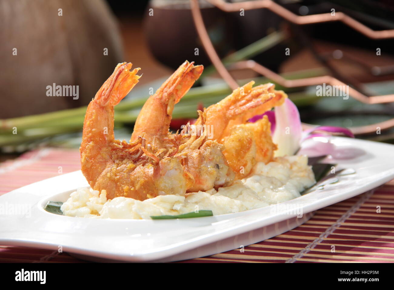 deep fried shrimp Stock Photo - Alamy