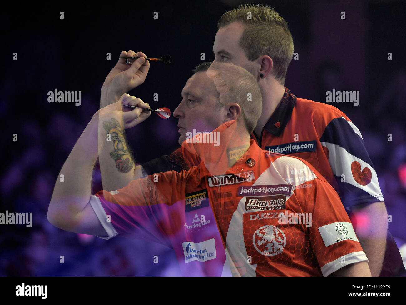 Darts tournament multiple exposure hi-res stock photography and images ...