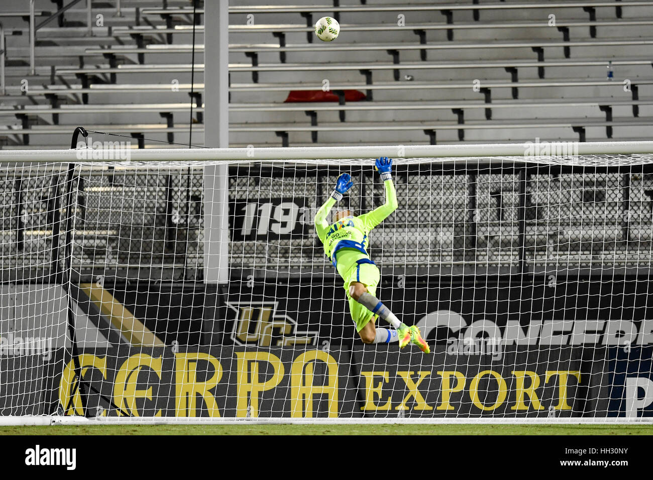 Orlando, USA. 15th Jan, 2017. Bahia goalkeeper Anderson Campos (12 ...