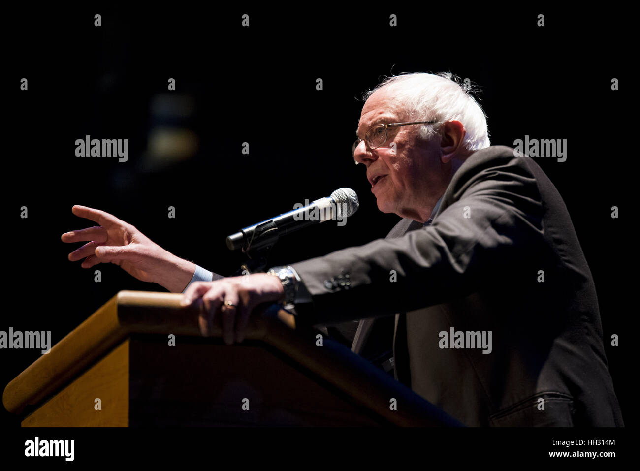 Atlanta, USA. 15th Jan, 2017. Bernie Sanders speaks in Atlanta at ...
