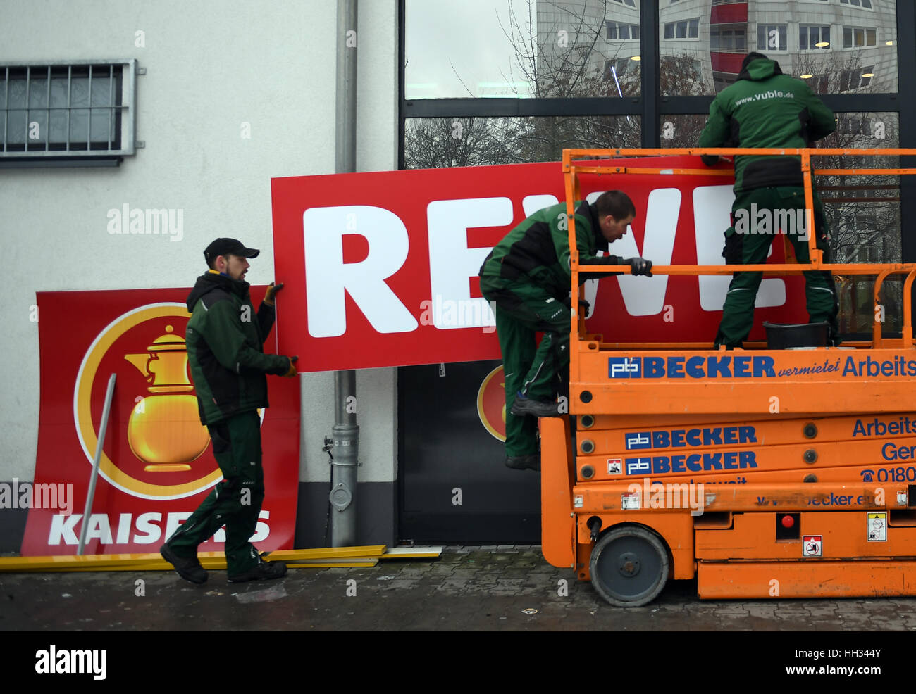 Disappearing berlin hi-res stock photography and images - Alamy