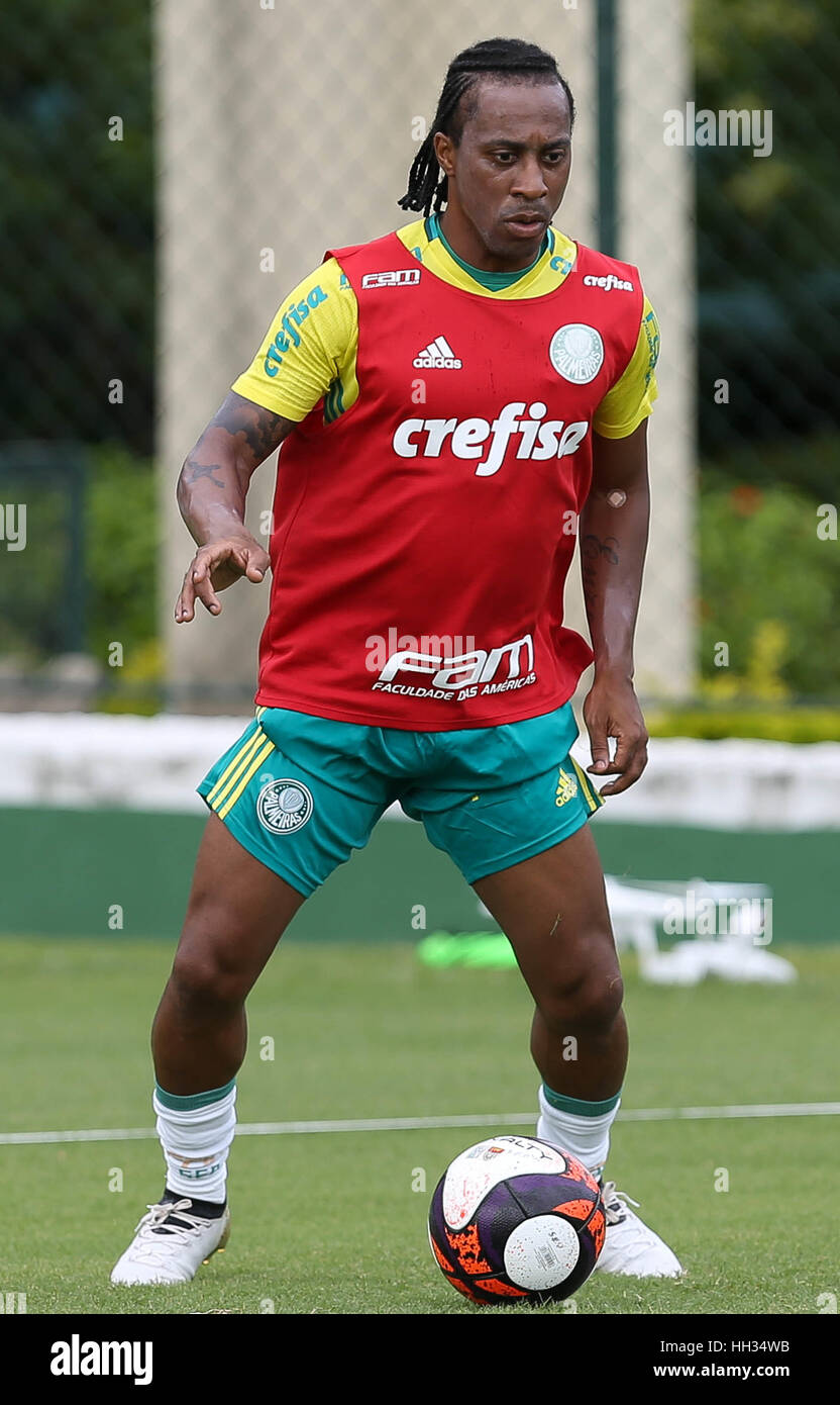 Arouca player hi-res stock photography and images - Alamy