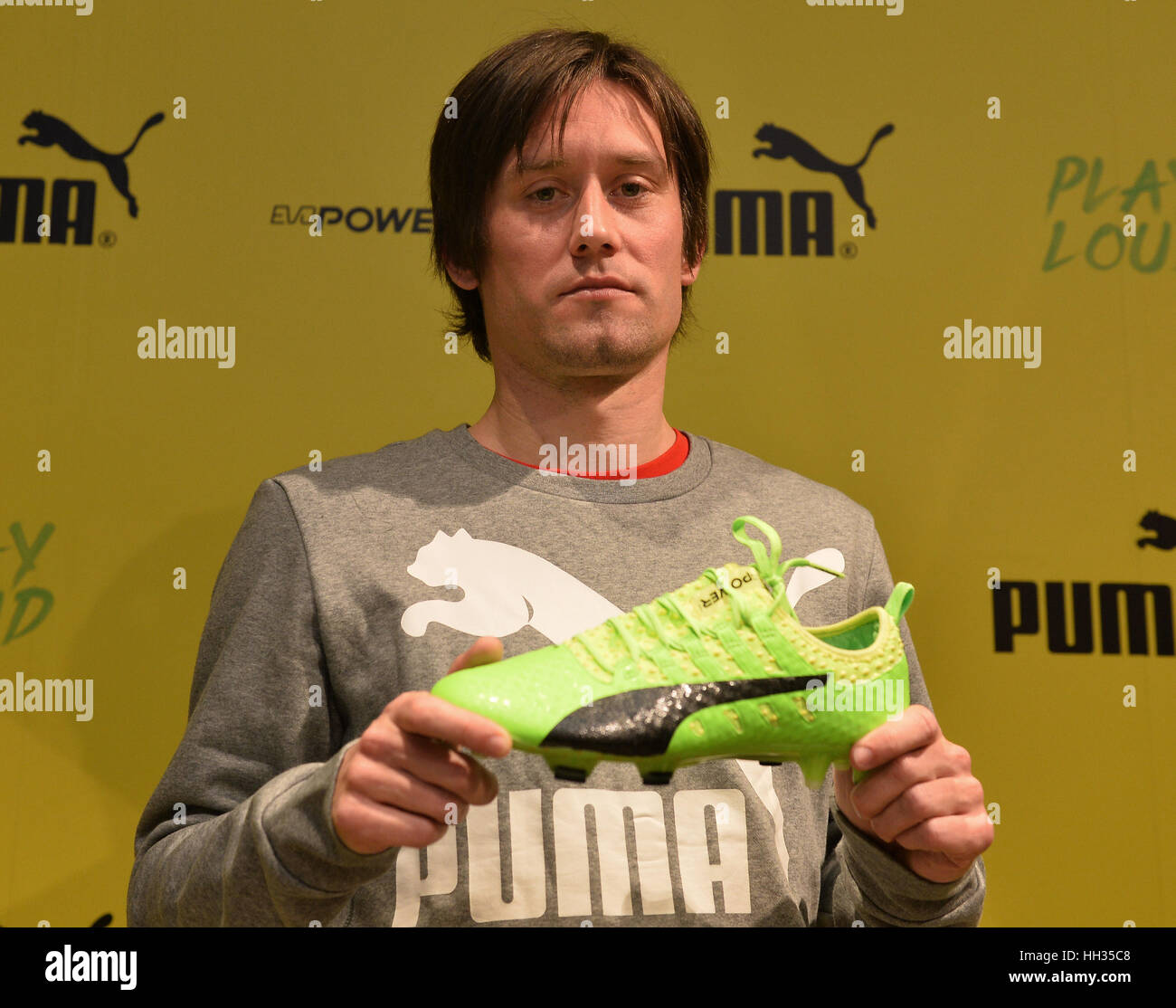 Puma football boots hi-res stock photography and images - Alamy