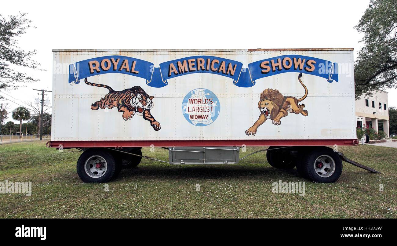 Riverview, USA. 16th Jan, 2017. A circus trailer on the lawn outside of ...