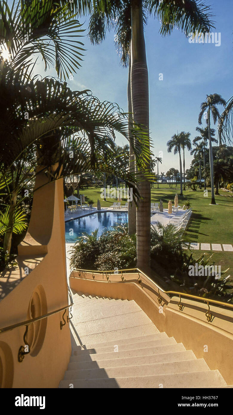 Mar a lago pool hi-res stock photography and images - Alamy