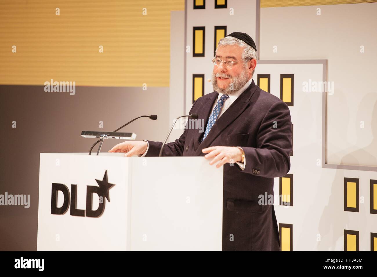 Munich, Germany. 16th January 2017. Rabbi Pinchas Goldschmidt announces ...