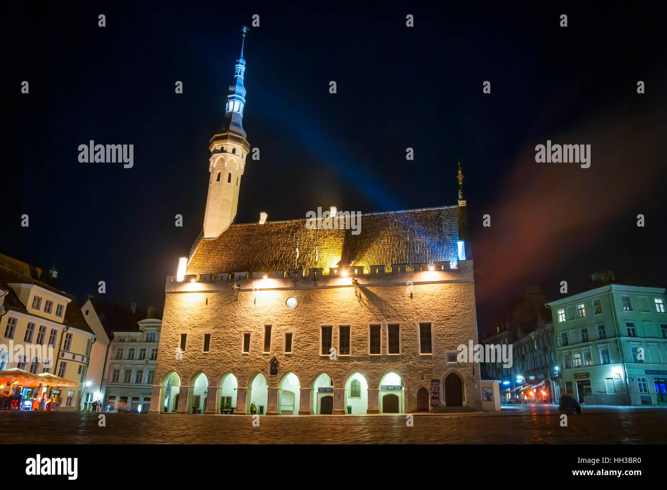Old town tallinn night hi-res stock photography and images - Alamy