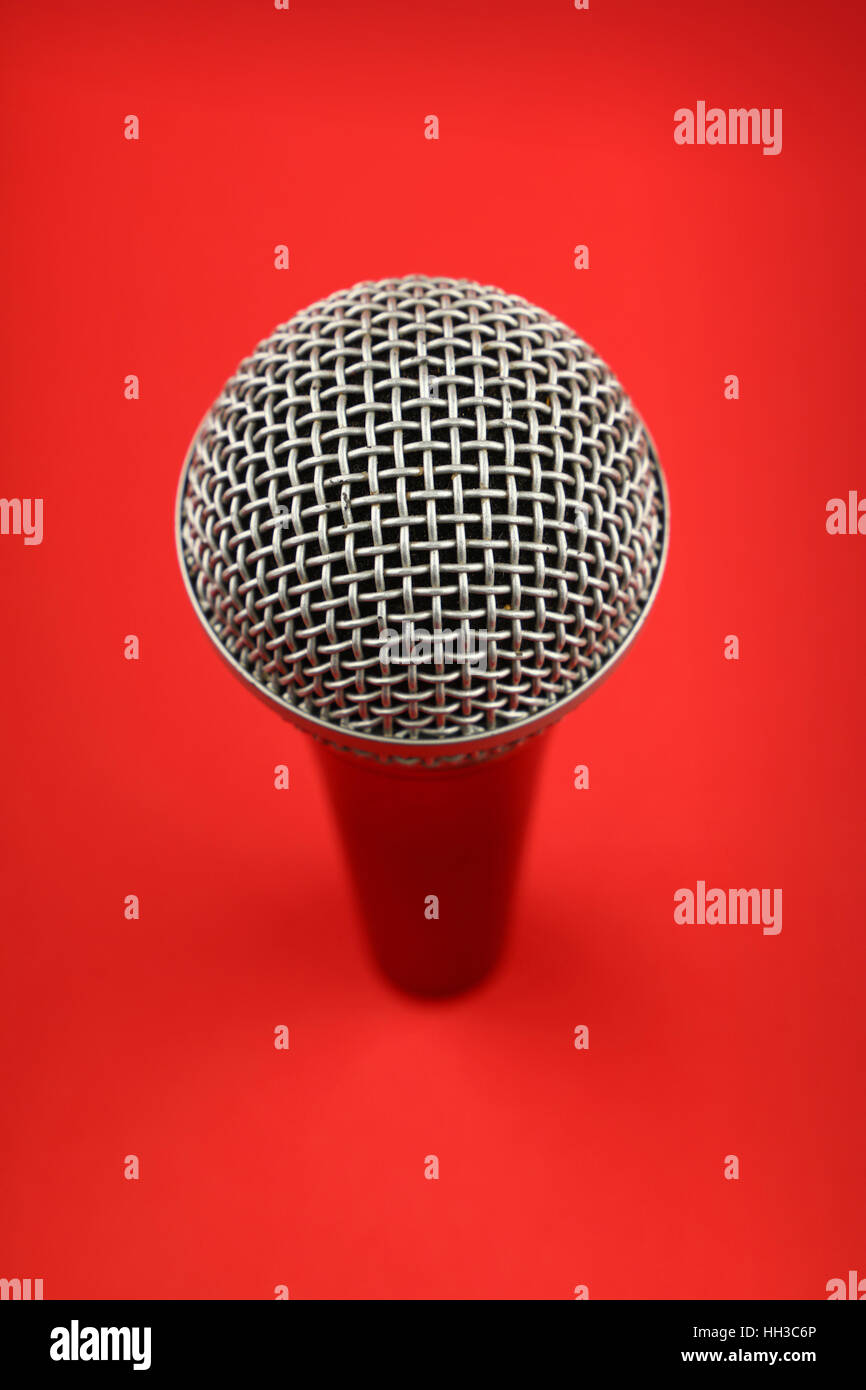 Tone of voice hi-res stock photography and images - Alamy