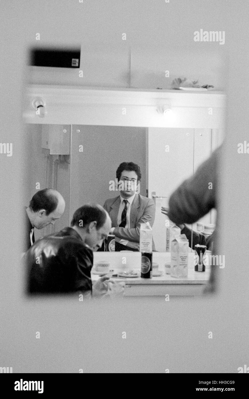 Andy de la tour hi-res stock photography and images - Alamy