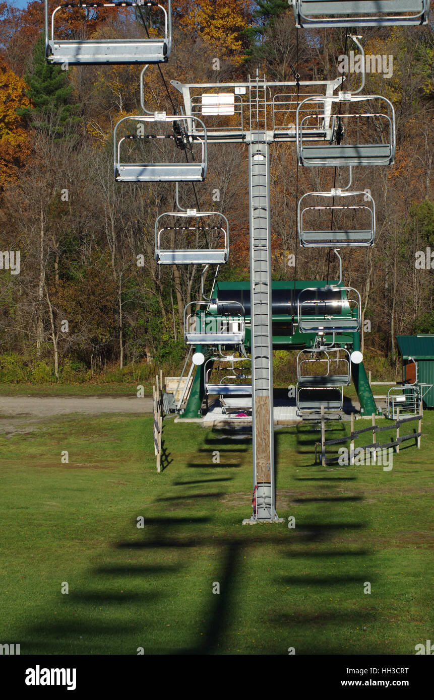 Ski lift ski slope hi-res stock photography and images - Alamy