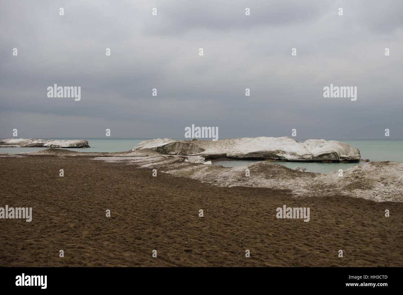 Ice stone sandy hi-res stock photography and images - Alamy