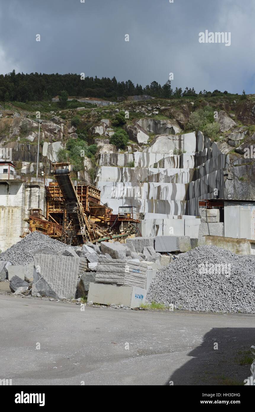 Stone materials quarry hi-res stock photography and images - Alamy