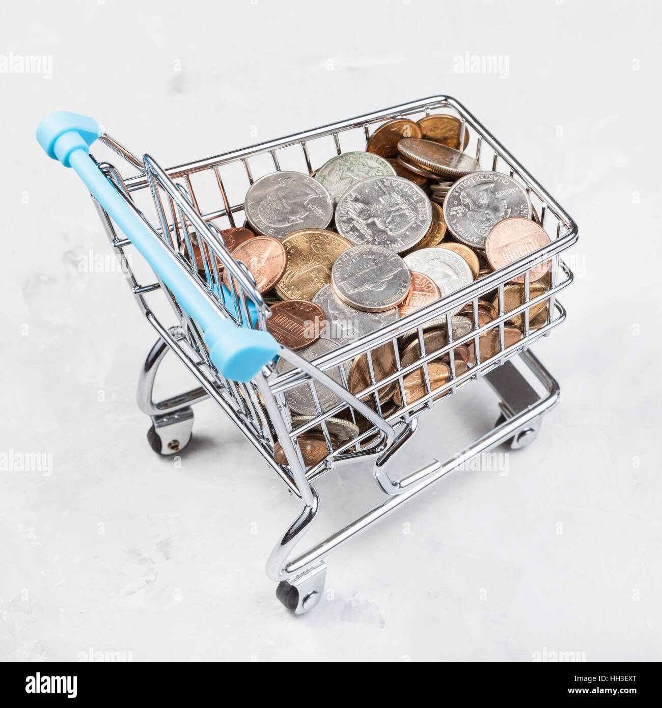 Coin trolley hi-res stock photography and images - Alamy