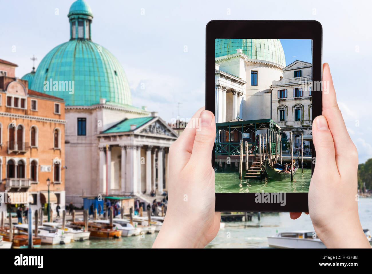 Travel concept tourist photograph canal hi-res stock photography and ...