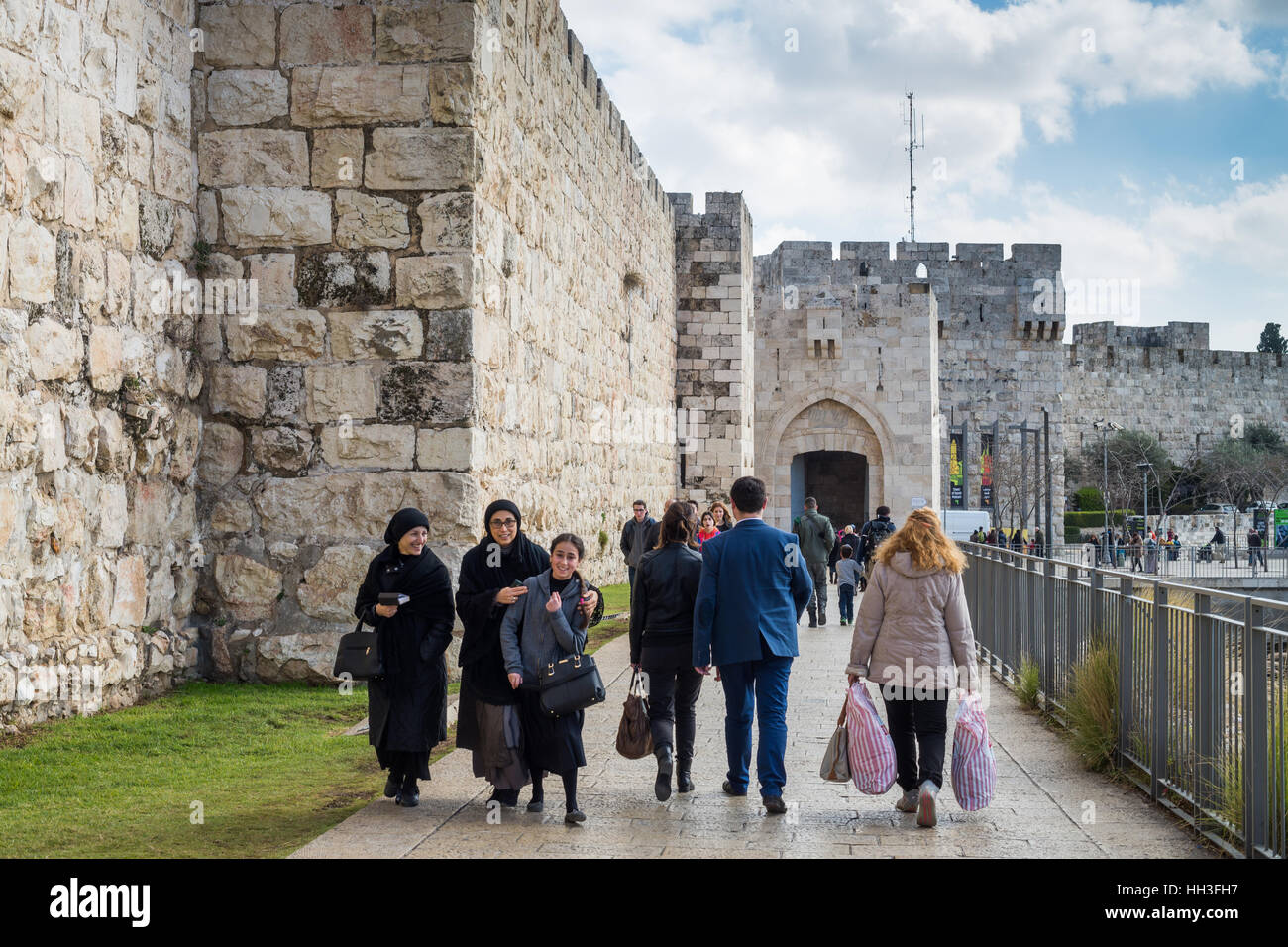 Walls and Jaffa Gate in Old city of jerusalem, Israel Stock Photo - Alamy