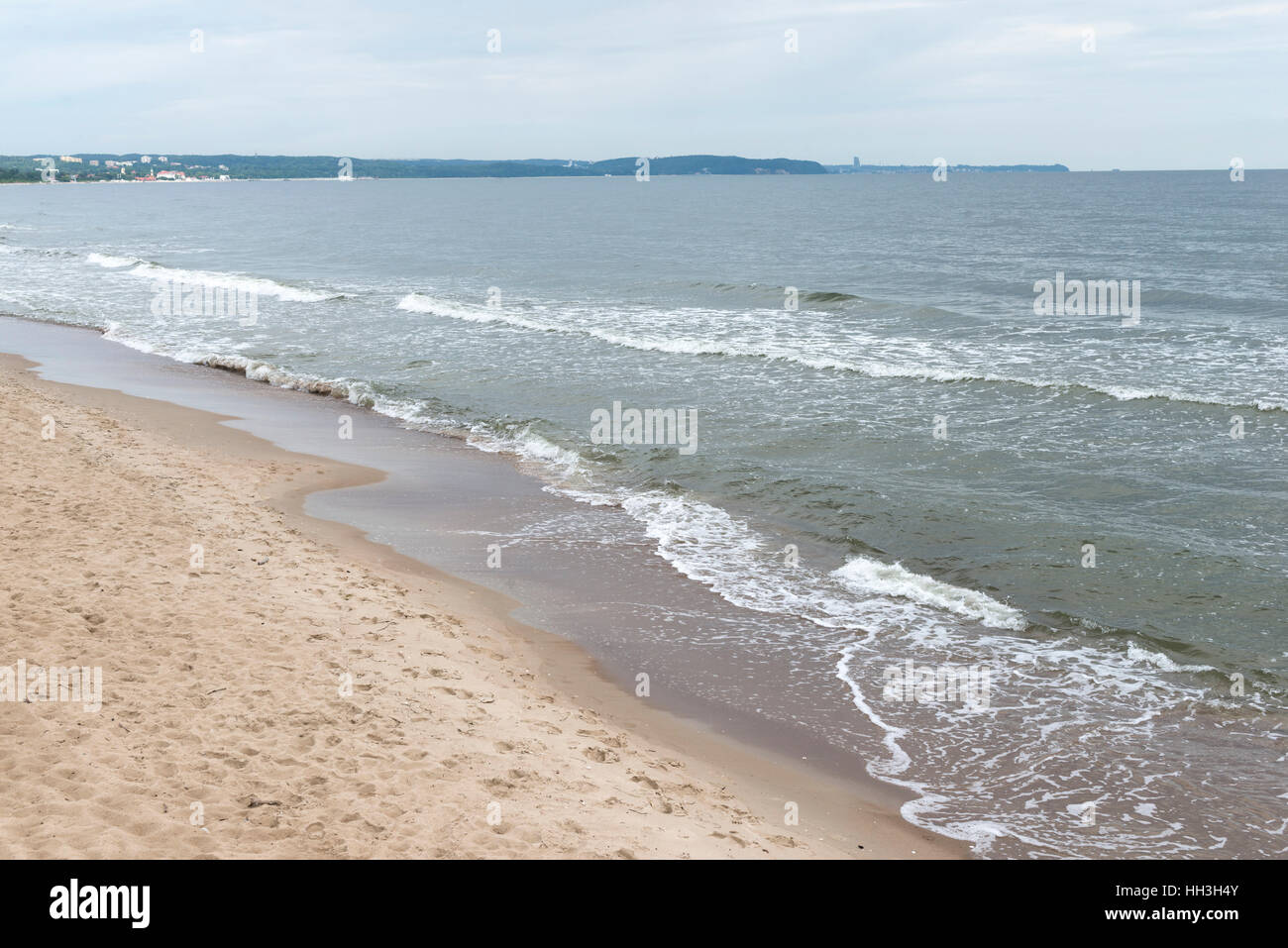 Empty sea beach hi-res stock photography and images - Alamy