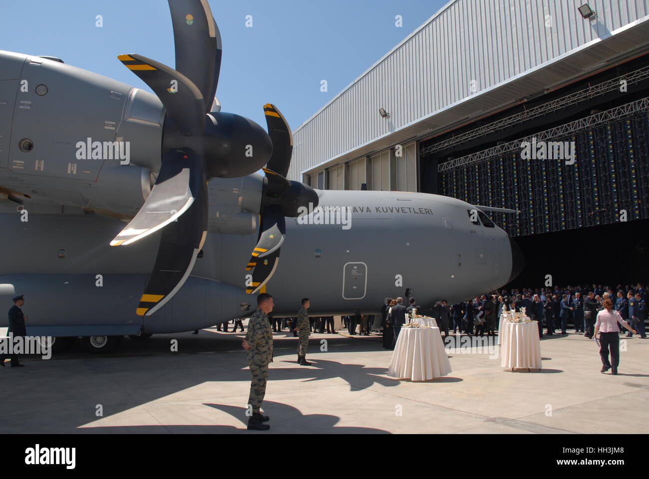 Turkish Air Forces’ Airbus A400M Atlas military transport aircraft in ...