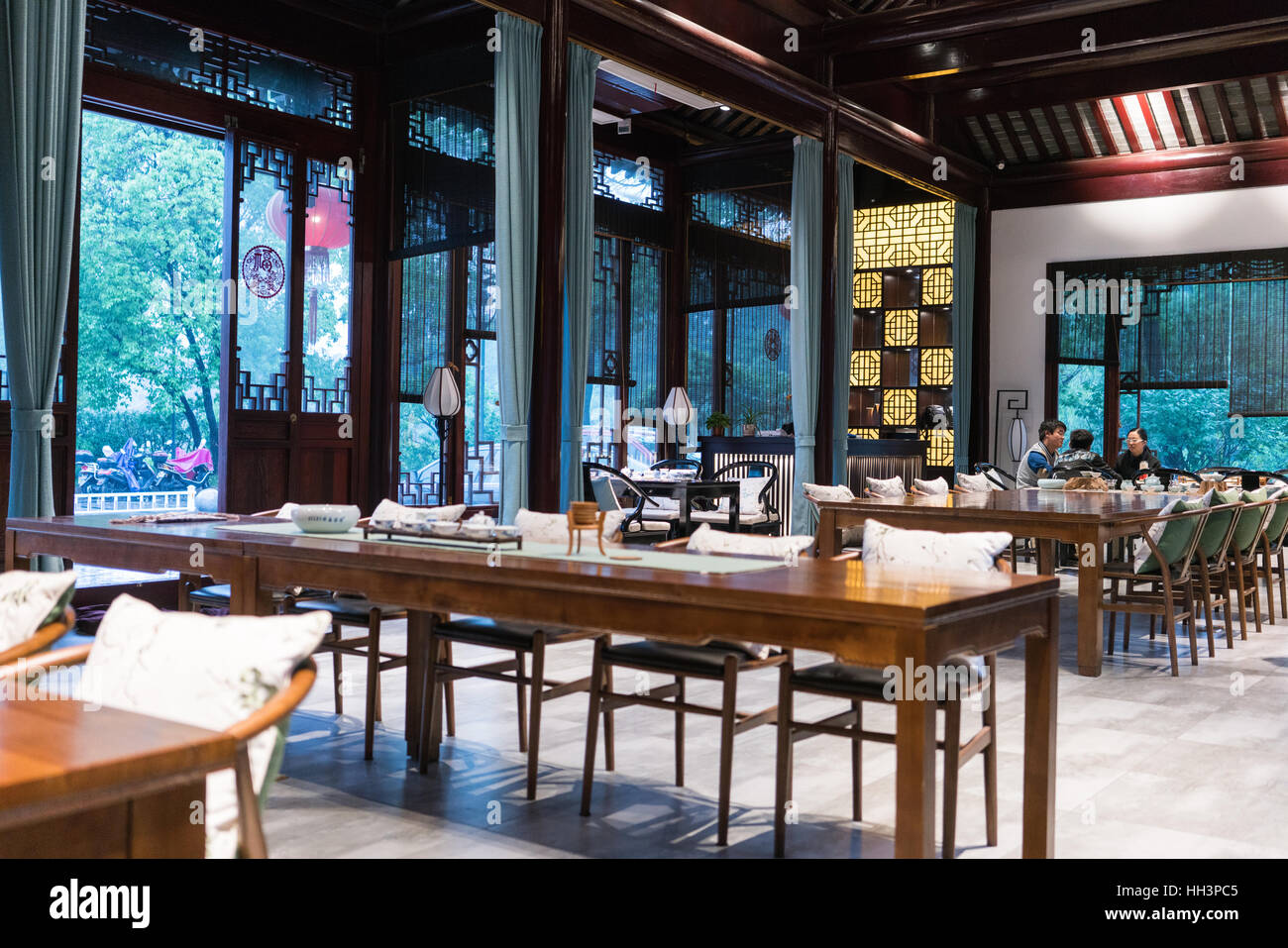 traditional teahouse in Yangzhou Stock Photo - Alamy