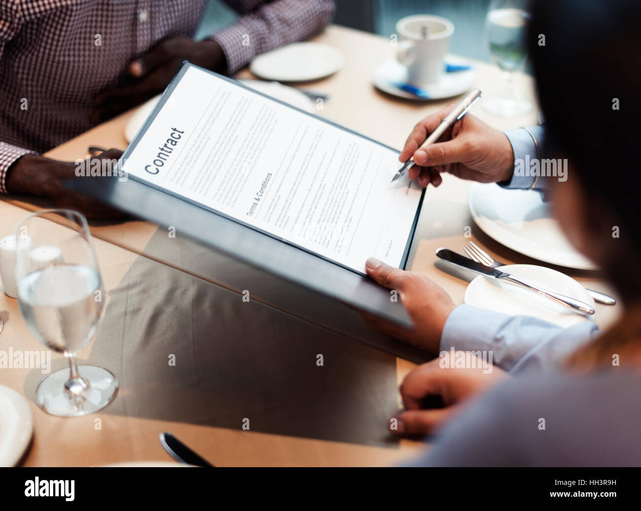 Business Person Signing Contract Concept Stock Photo - Alamy