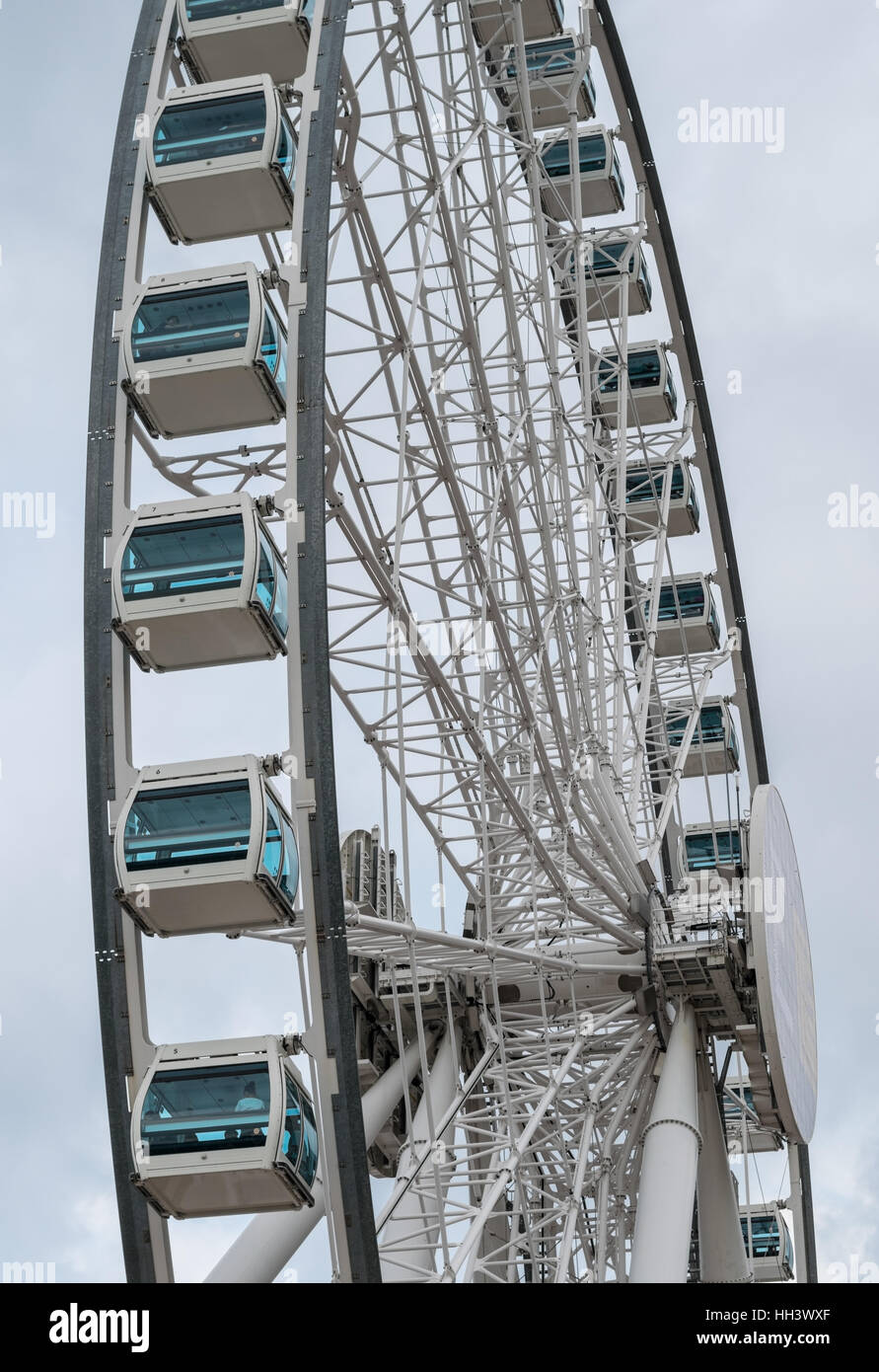 Hong kong observation wheel hi-res stock photography and images - Alamy