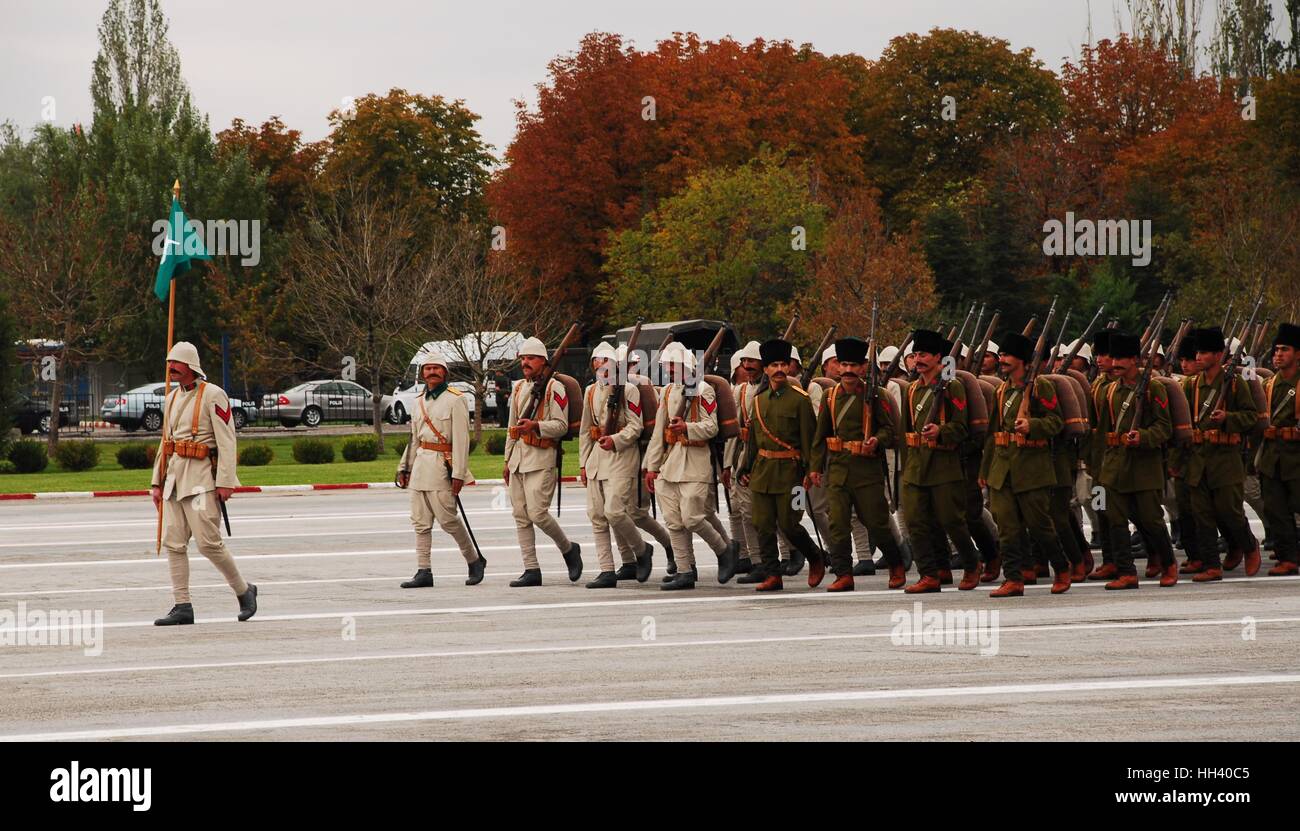Traditional turkish uniform hi-res stock photography and images - Alamy