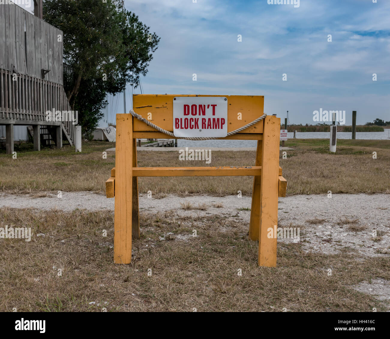 Dont block hi-res stock photography and images - Alamy