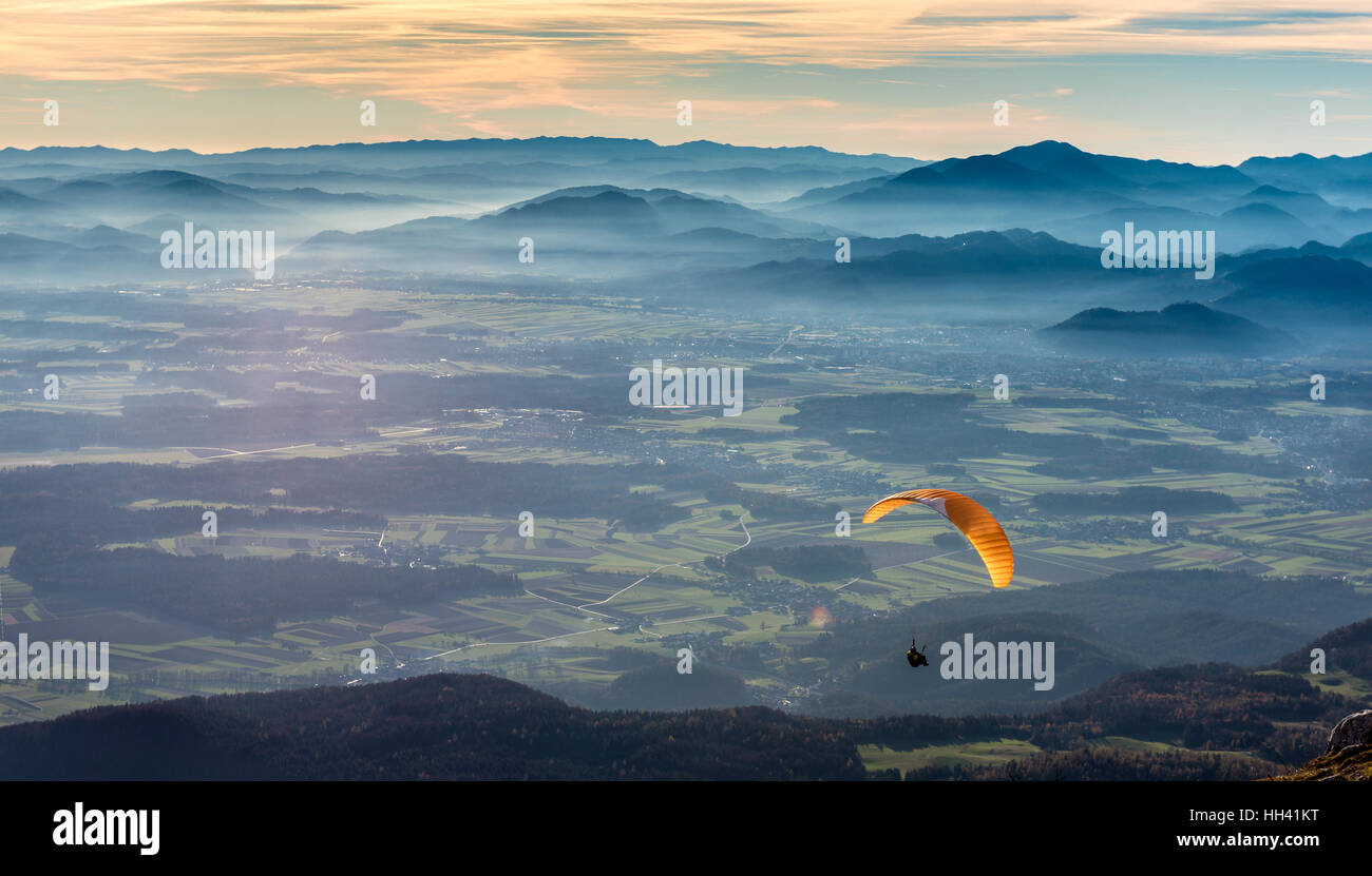 Paraglider flyer hi-res stock photography and images - Alamy