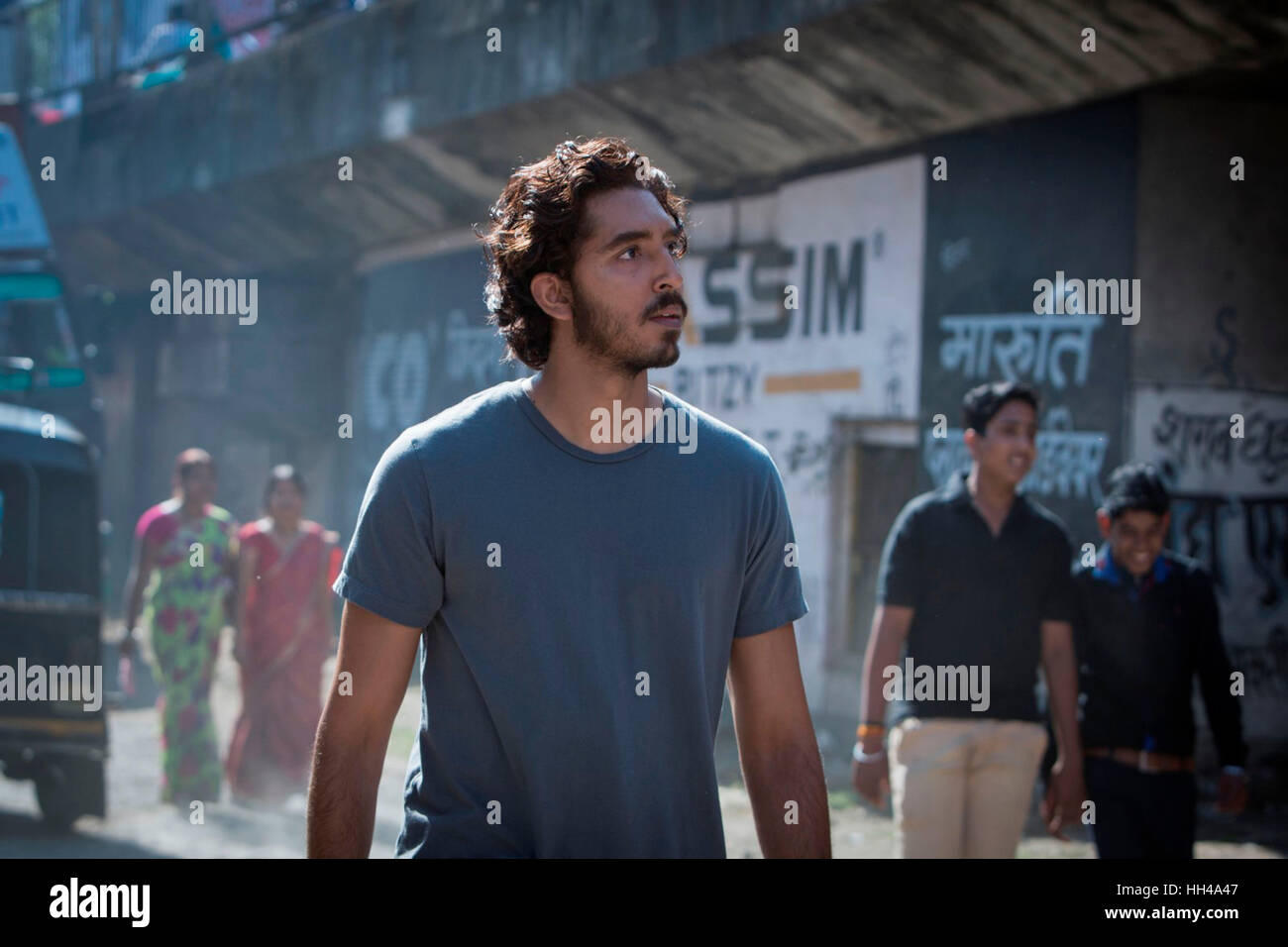 LION (2016) DEV PATEL GARTH DAVIS (DIR) SCREEN AUSTRALIA/MOVIESTORE ...