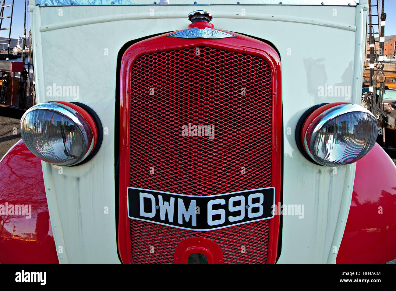 Commer van hi-res stock photography and images - Alamy