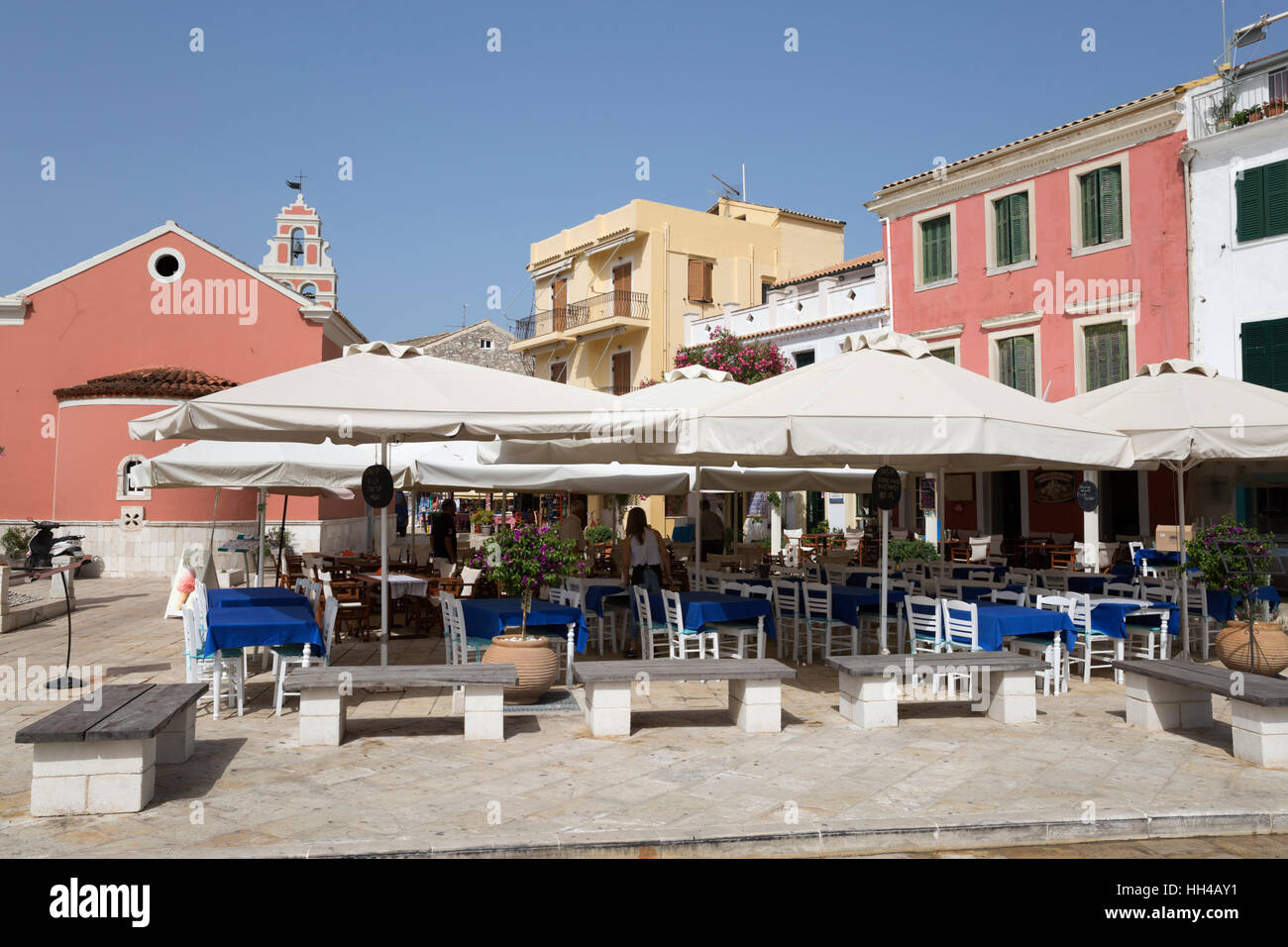 Paxos restaurant hi-res stock photography and images - Alamy