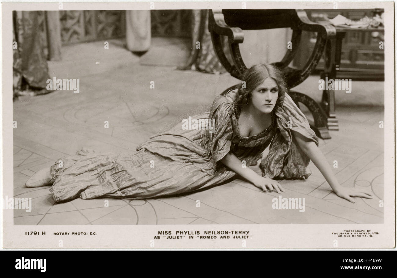 Actress As 'Juliet' Stock Photo - Alamy