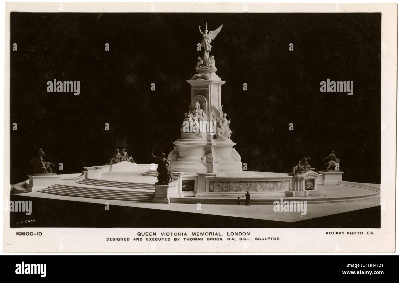 The Queen Victoria Memorial by Sir Thomas Brock - Model Stock Photo - Alamy