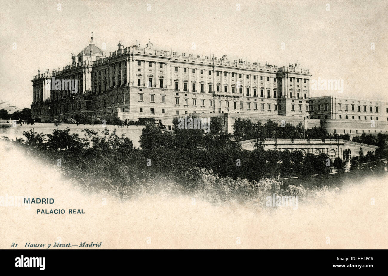 Palacio real hi-res stock photography and images - Alamy