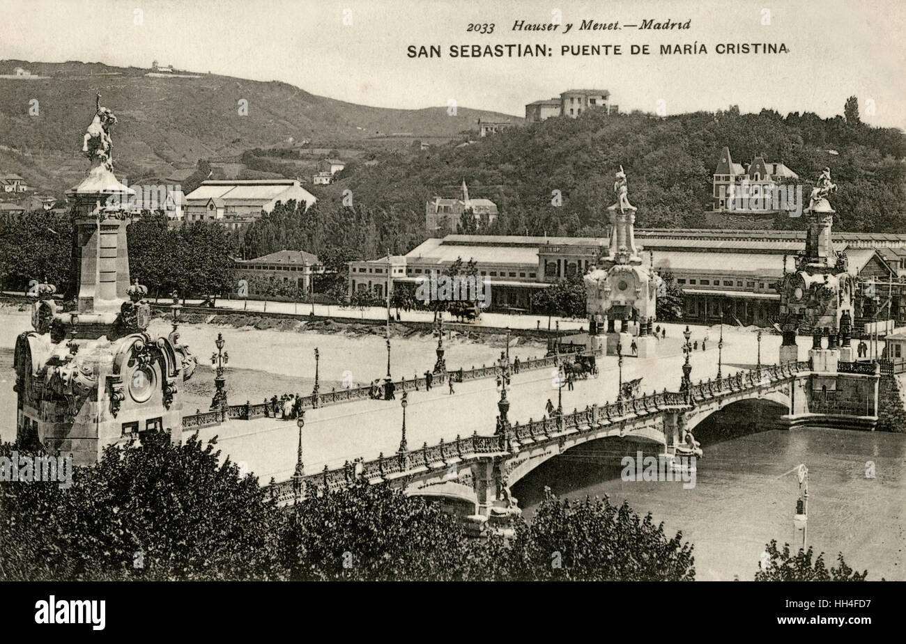 Spain puente de maria cristina hi-res stock photography and images - Alamy