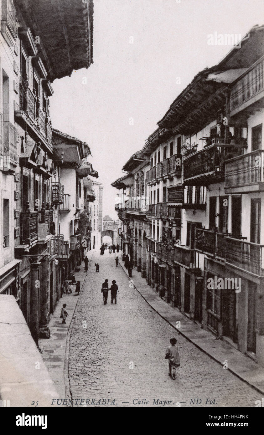 Fuenterrabia, Spain - The Main Street (Calle Mayor Stock Photo - Alamy