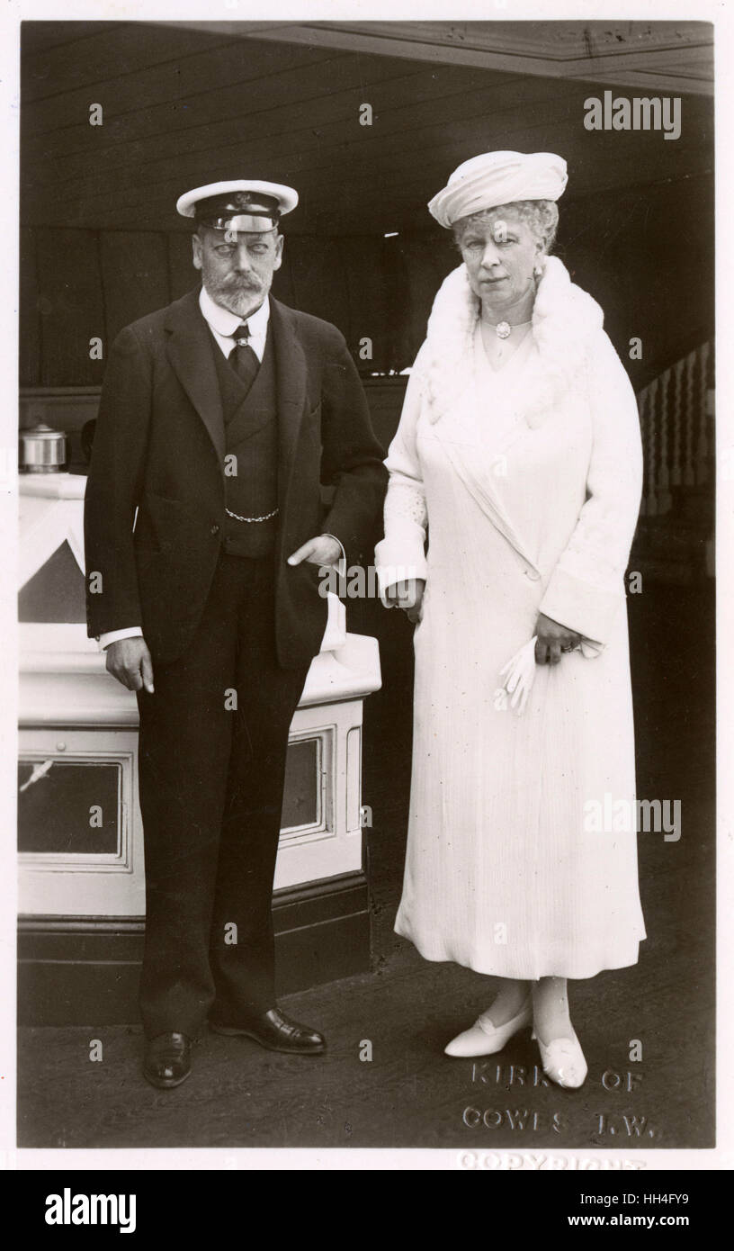 Visit by King George V and Queen Mary to the Isle of Wight Stock Photo ...