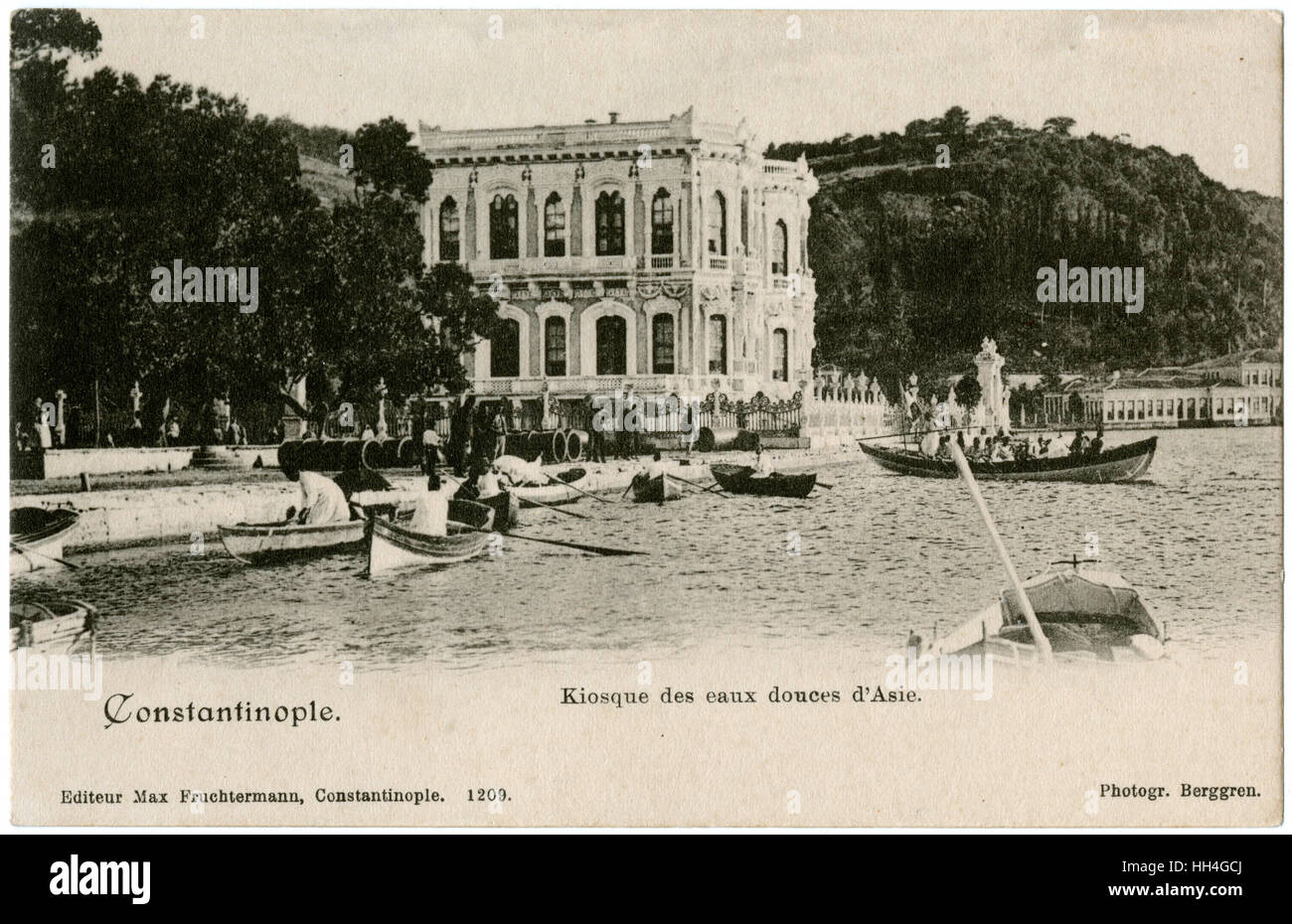 Palace of Kucuksu - Constantinople, Turkey Stock Photo - Alamy